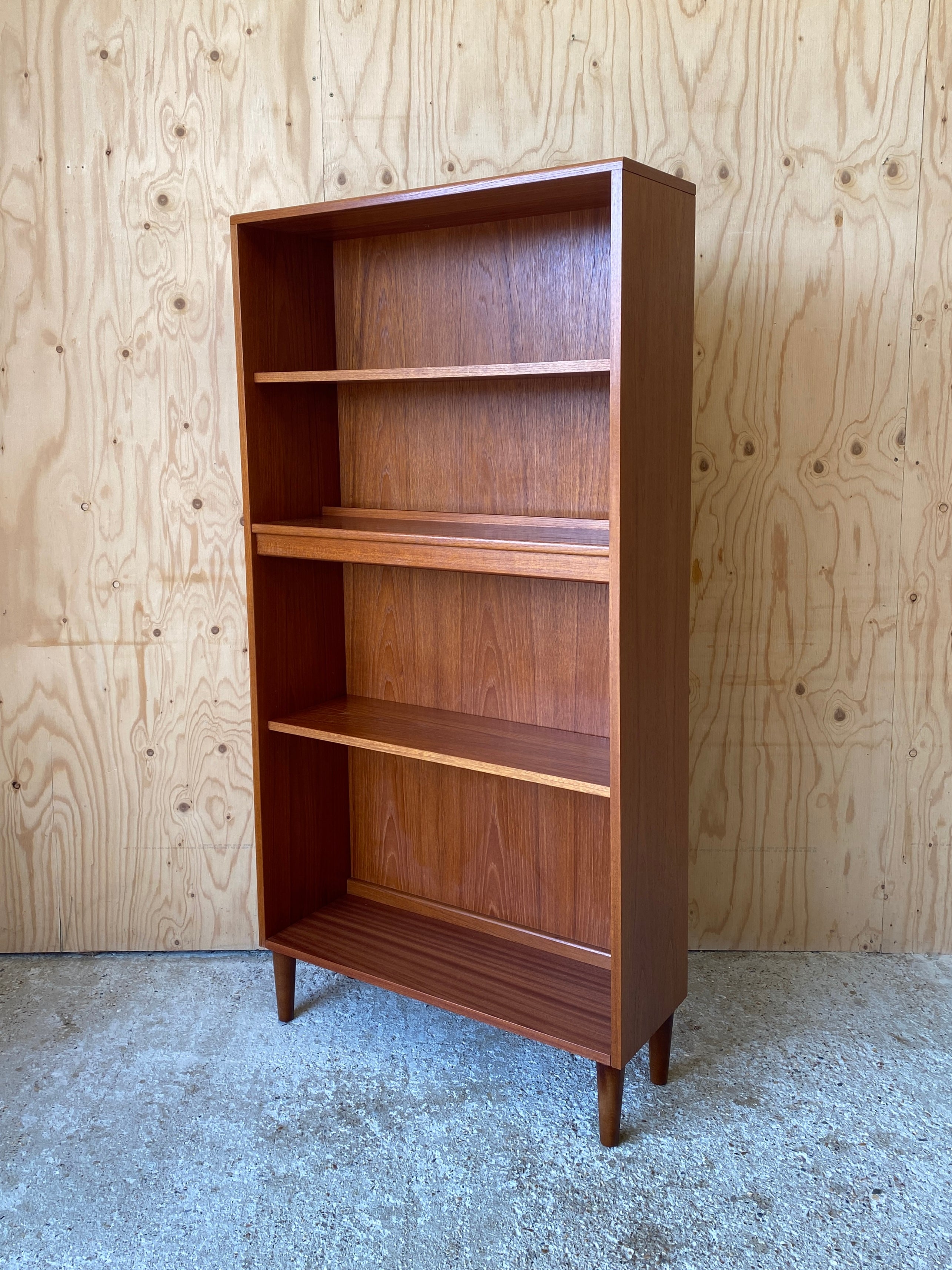 GPlan Bookcase – Galfretrofurniture